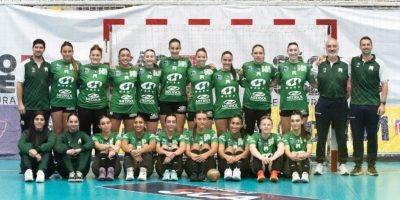 HANDBALL: TRIUNFAZO EN EL DEBUT – Club Ferro Carril Oeste